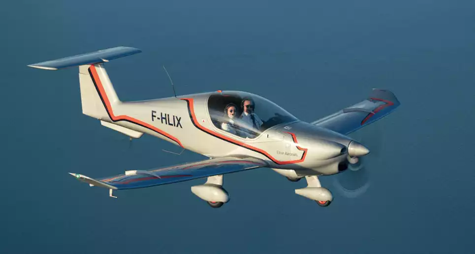 Elixir Aircraft cumule 14 commandes internationales