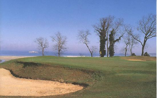 Real Golf Club de Pedreña – GoGolf.travel