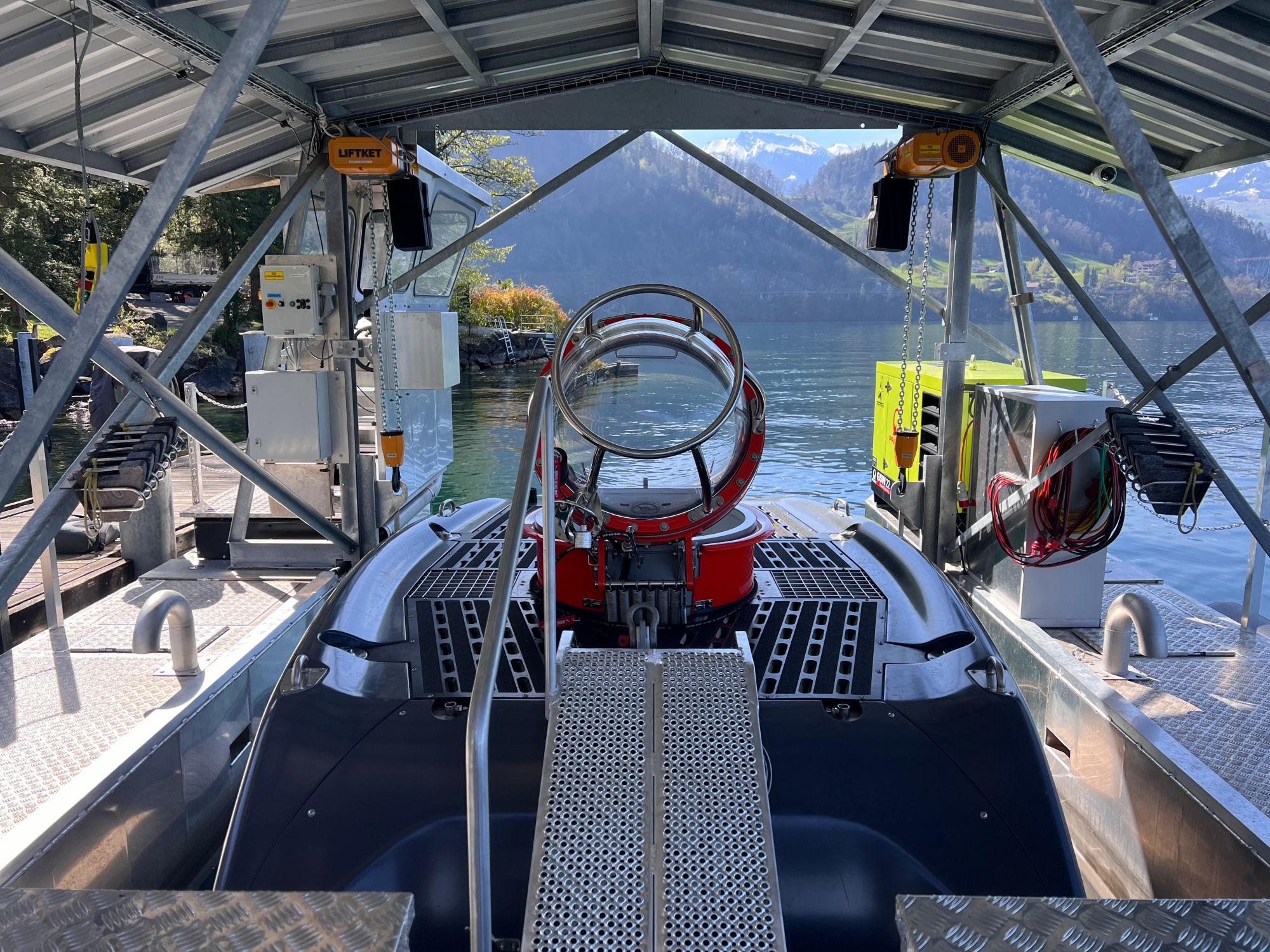 Penjelajahan Bawah Laut ke bangkai kapal Portland