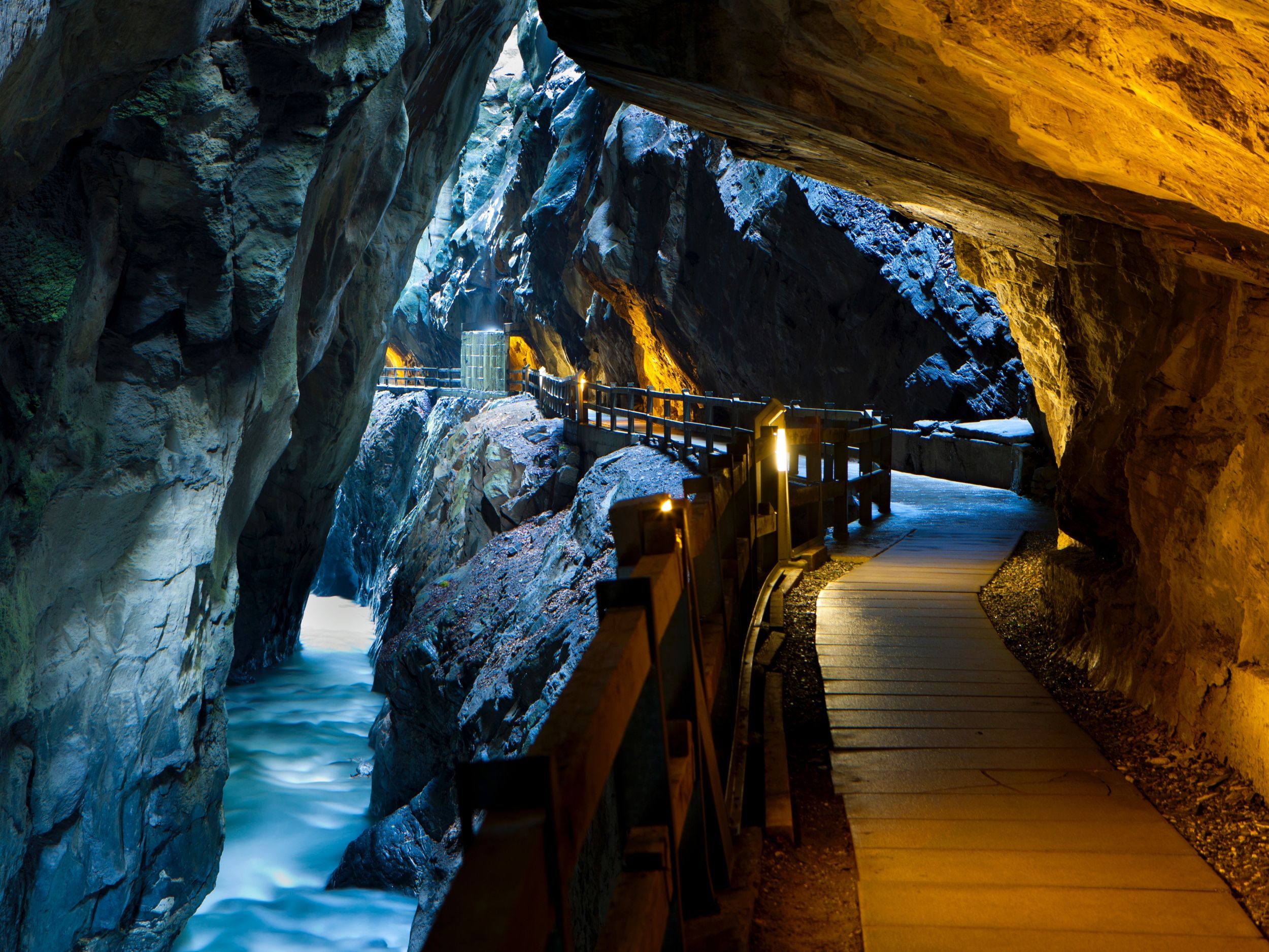 Tamina Gorge and Altes Bad Pfäfers public guided tour