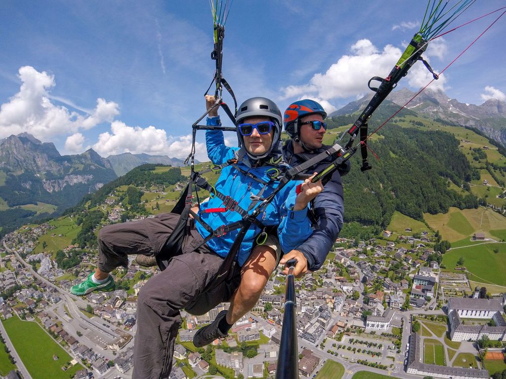 Brunni Engelberg Gleitschirmfliegen Tandem | Swiss Activities
