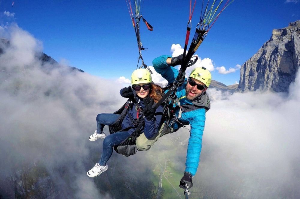 Beatenberg Gleitschirmfliegen Tandem ab Interlaken | Swiss Activities