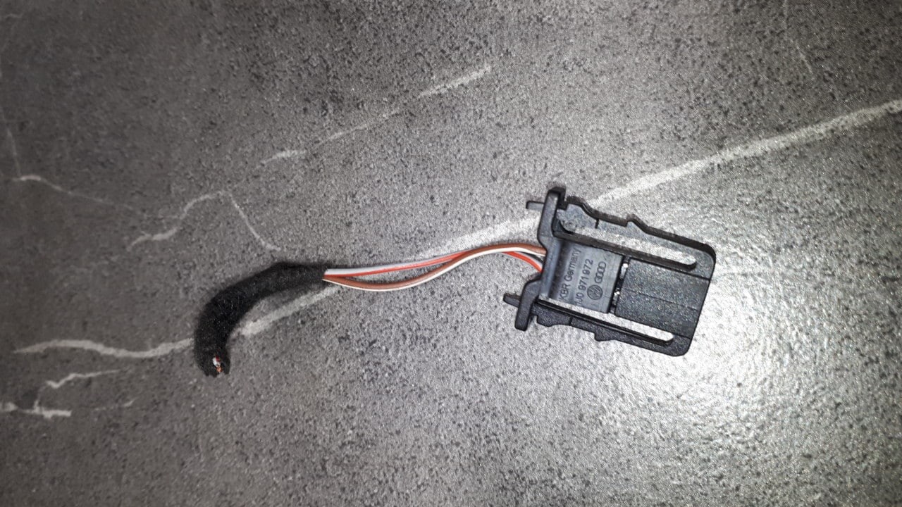 1J0971972 kostka elektryczna wtyczka VW Audi Skoda - Damar