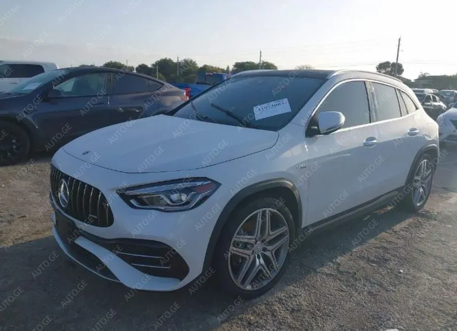 Продажи Mercedes-Benz Mercedes-Benz, GLA-Class, GLA 45 AMG 2.0 2022 Не ...