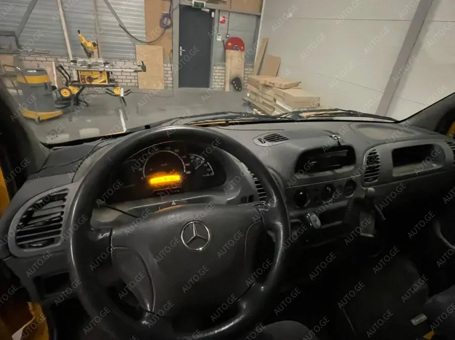 Sale Mercedes-Benz Mercedes-Benz, Sprinter 2.7 2004 Before Customs