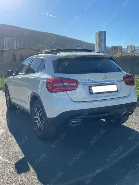 იყიდება Mercedes-Benz, GLA-Class, GLA 200 1.6 2016 განბაჟებული