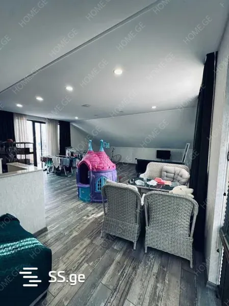 House For Sale, Isani